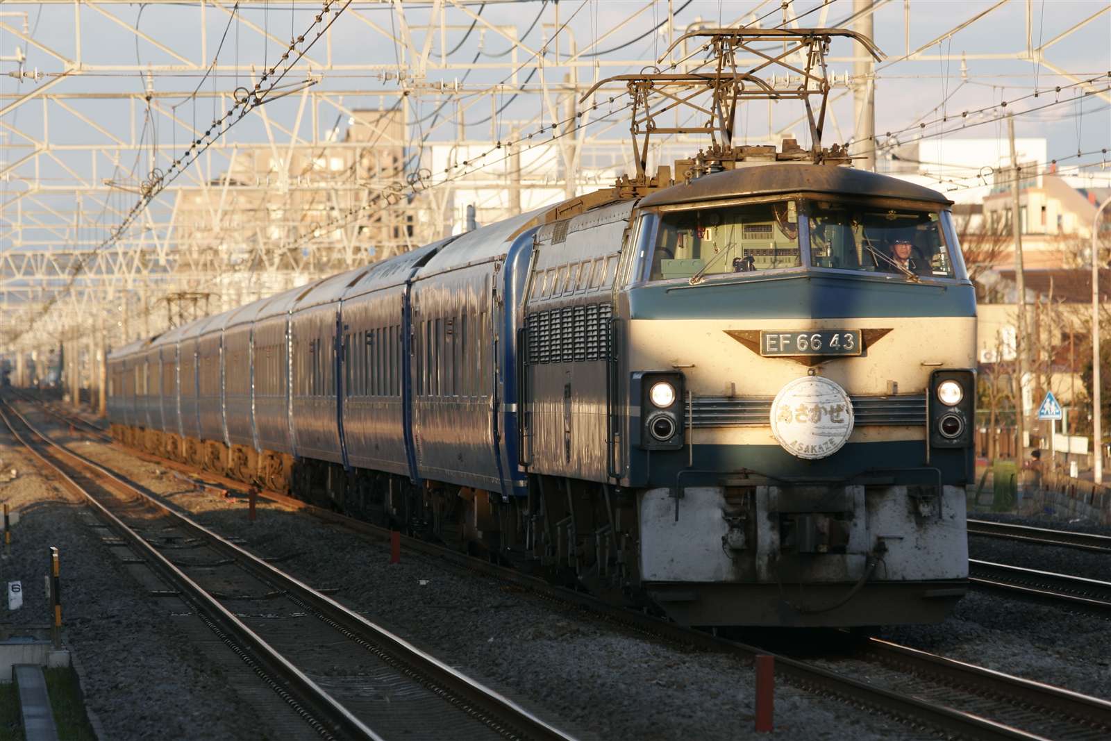 特急・寝台特急列車